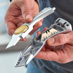 Stanley Titan Heavy Duty Knife Retractable Blade | Toolstation