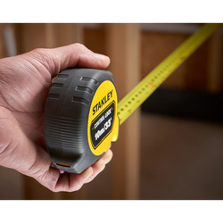 Stanley Control Lock Tape Measure 10m/33' | Toolstation