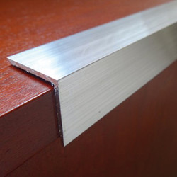 Aluminium Angle 25mm x 25mm | Toolstation