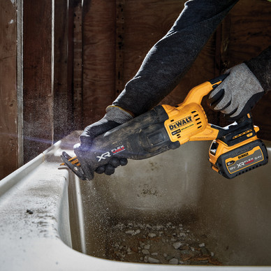 DeWalt 18V XR Flexvolt Advantage High Power Reciprocating Saw Body Only Toolstation