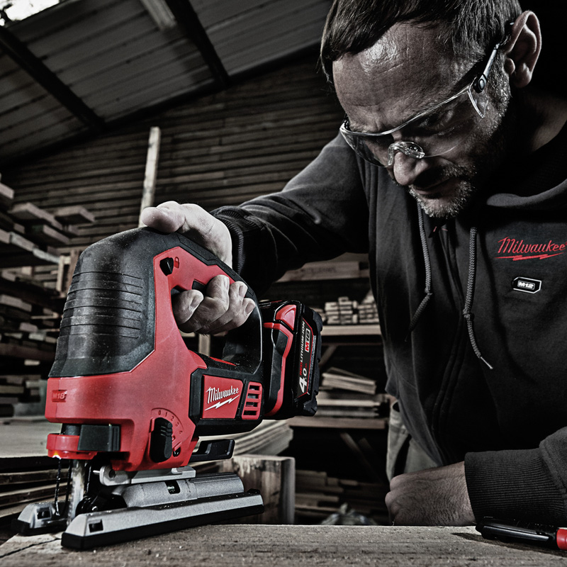 Milwaukee M18 Jigsaw 2 x 4.0Ah | Toolstation