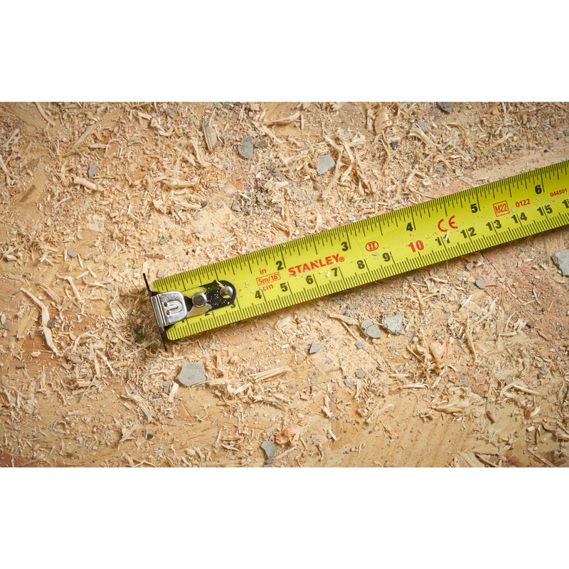 Stanley Control Lock Tape Measure 5m/16' | Toolstation