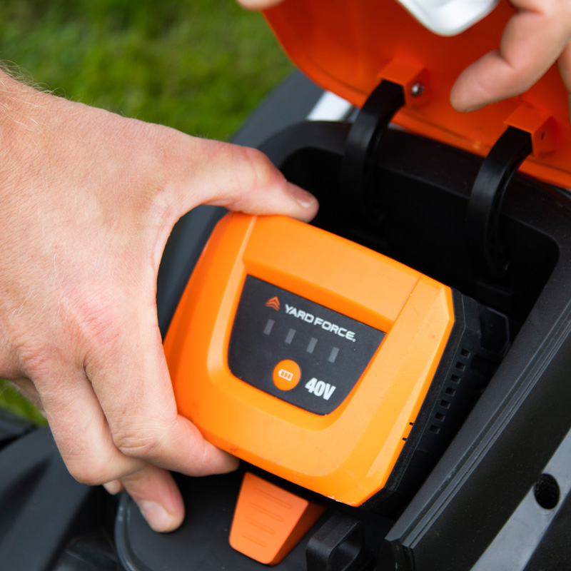 Yard Force 40V 34cm Cordless Lawnmower 2.5Ah | Toolstation