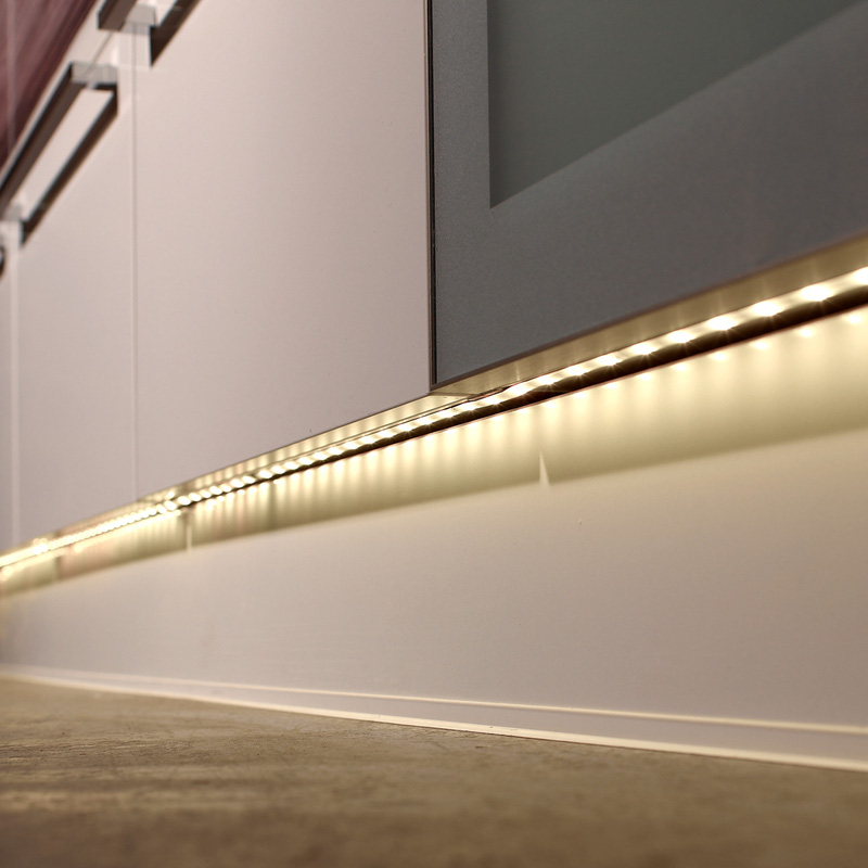 Sensio Solis IP54 24V LED Flexible Strip Light 1m 520lm 3.6W/m Warm ...